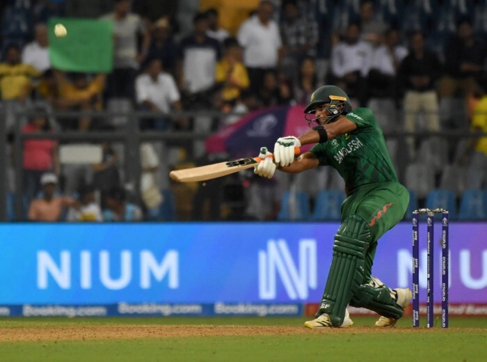 Mahmudullah Celebrates His Century | South Africa VS Bangaldesh ICC ...