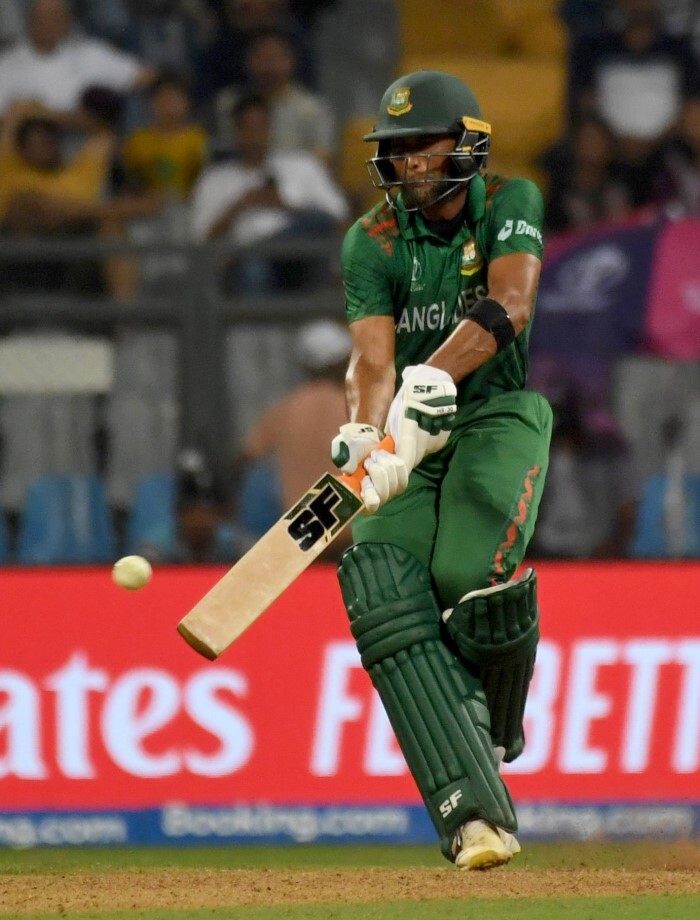 Mahmudullah Celebrates His Century | South Africa VS Bangaldesh ICC ...