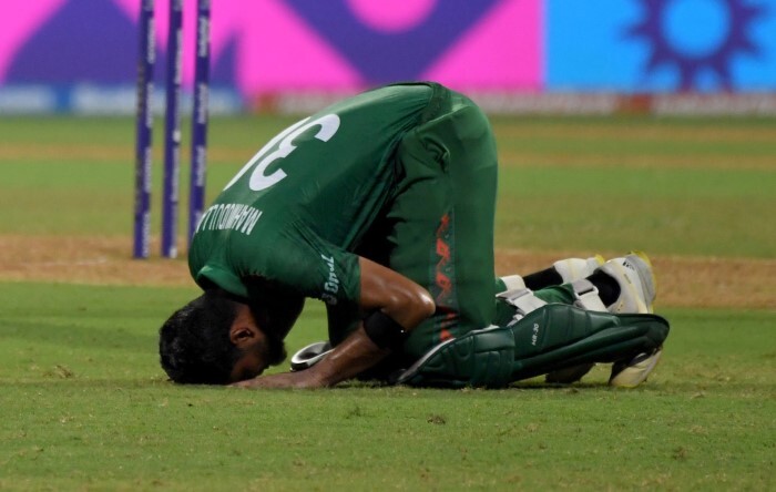 Mahmudullah Celebrates His Century | South Africa VS Bangaldesh ICC ...