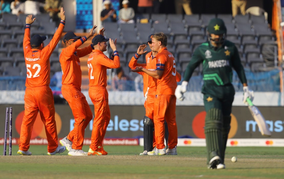 This Is How Netherlands Restricted Pakistan To 286 Total Score, ICC ...