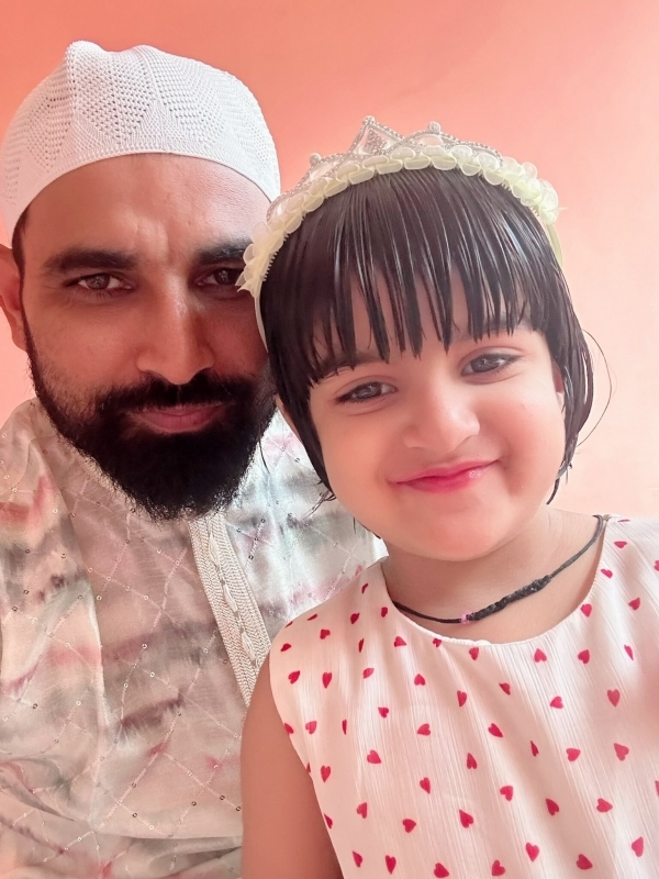 Mohammed Shami's Heartwarming Moments with Daughter Aaira in Unseen Photos