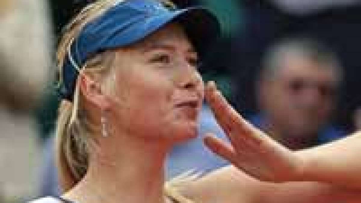 Maria Sharapova And Rafael Nadal Kiss