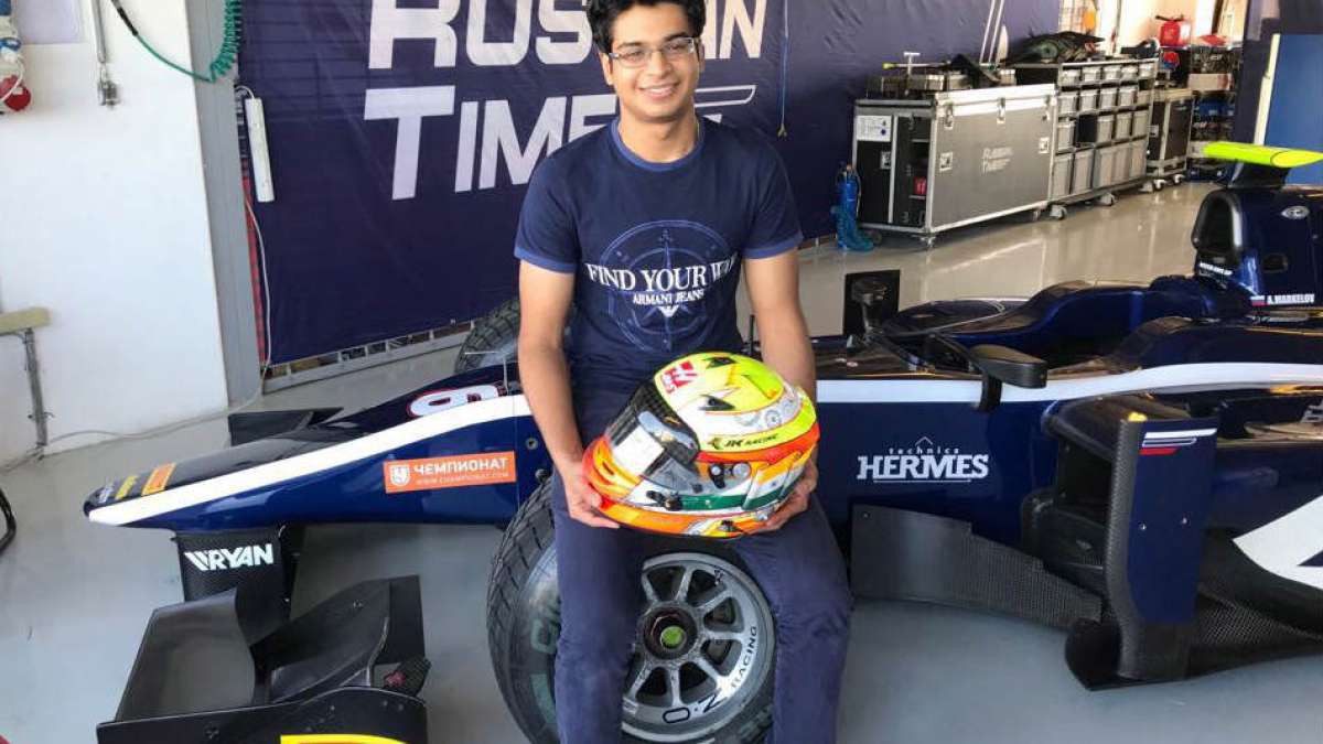Arjun Maini tests with F2 champions Russian Time - myKhel