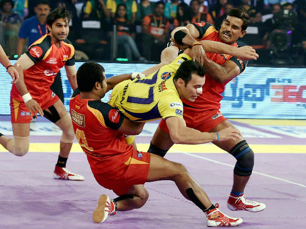 Aamir Khan gives emotional touch as Pro Kabaddi League kicks off with ...