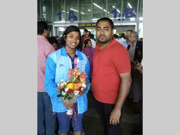 Gold medallist swimmer Sayani Ghosh fights poverty, abuses to pursue ...