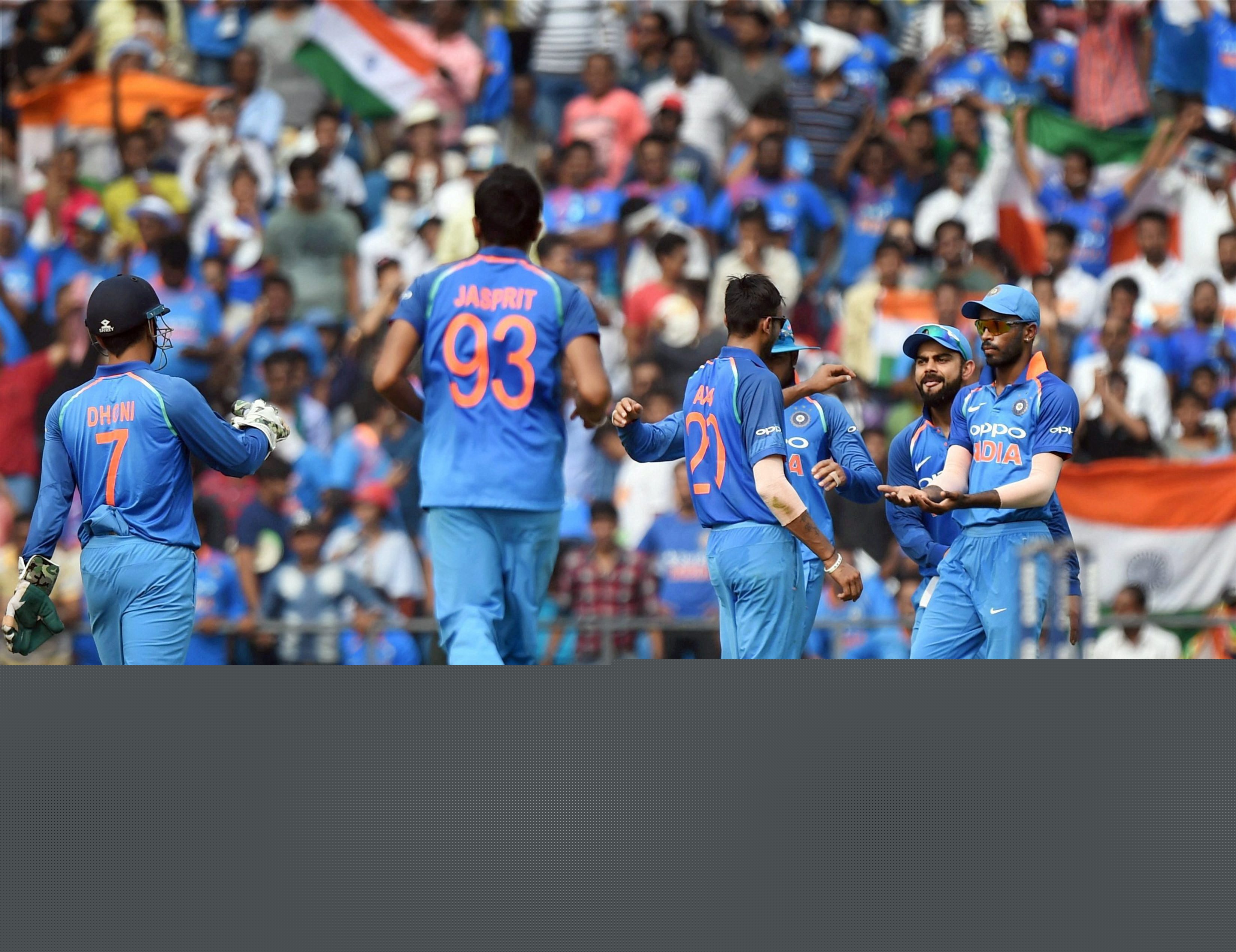 Axar Patel Images [HD]: Latest Photos, Pictures, Stills of Axar Patel ...