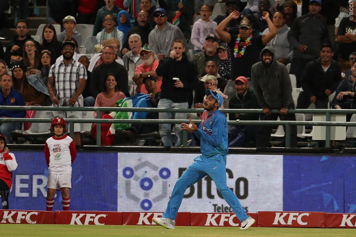 Axar Patel Images [HD]: Latest Photos, Pictures, Stills of Axar Patel ...