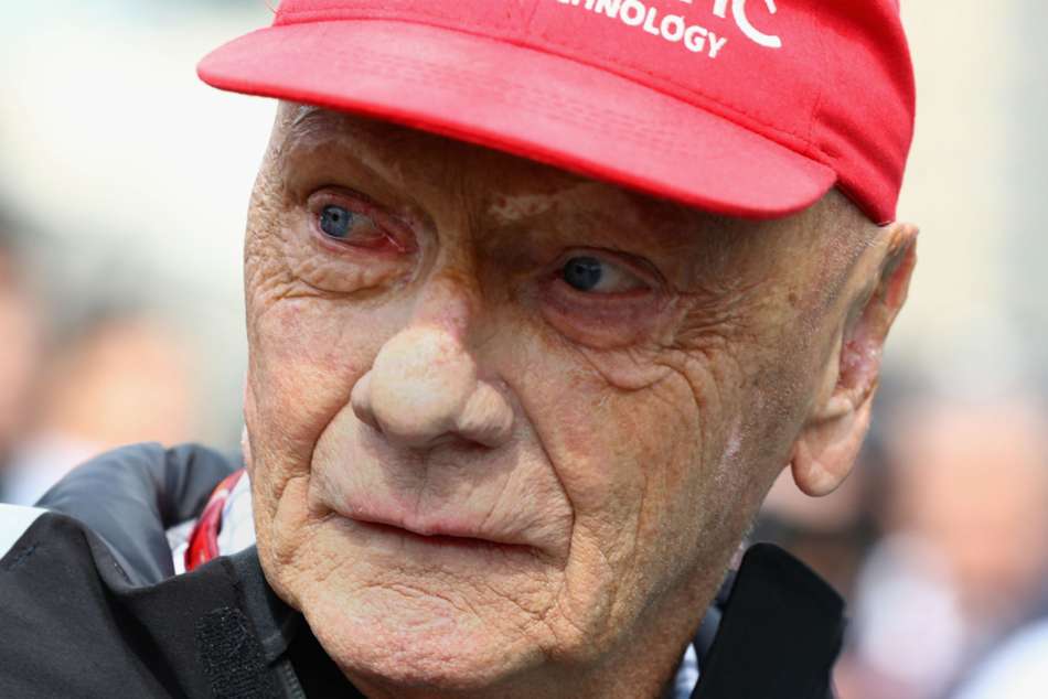 F1 great Niki Lauda undergoes lung transplant surgery - myKhel