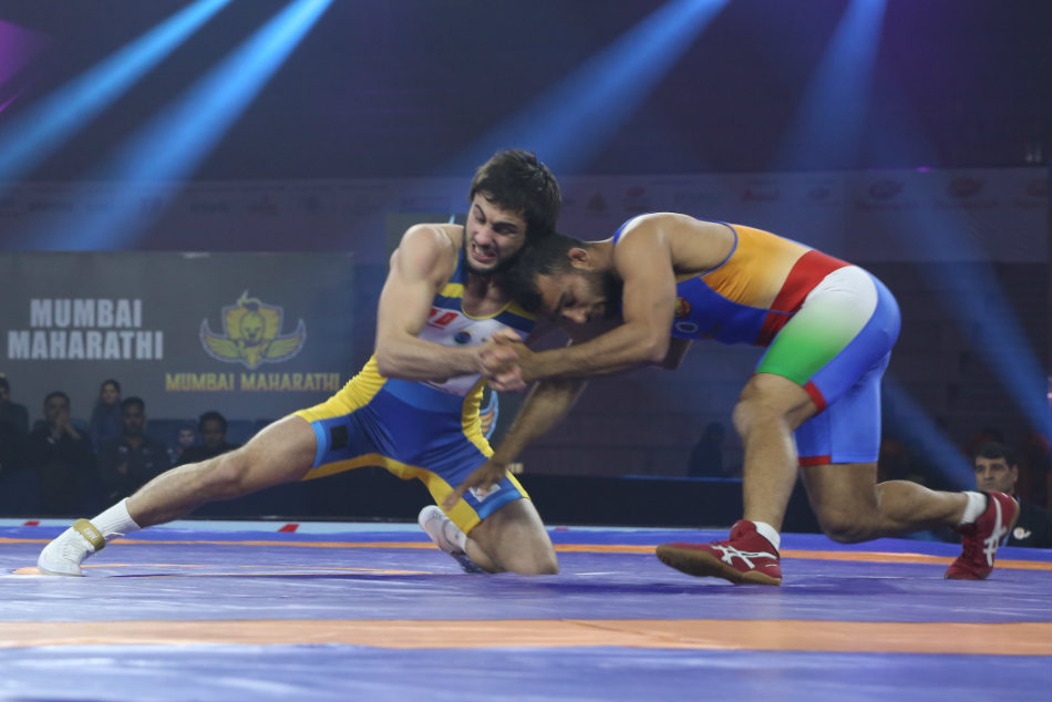 PWL: Delhi beat Mumbai to raise hope of semis berth - myKhel