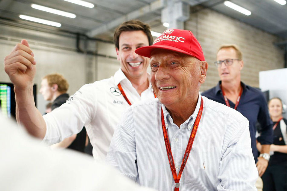 Former F1 champion Niki Lauda continues his recovery in hospital - myKhel