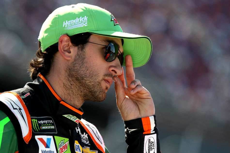 Elliott wins Bank of America Roval 400 in NASCAR play-offs - myKhel