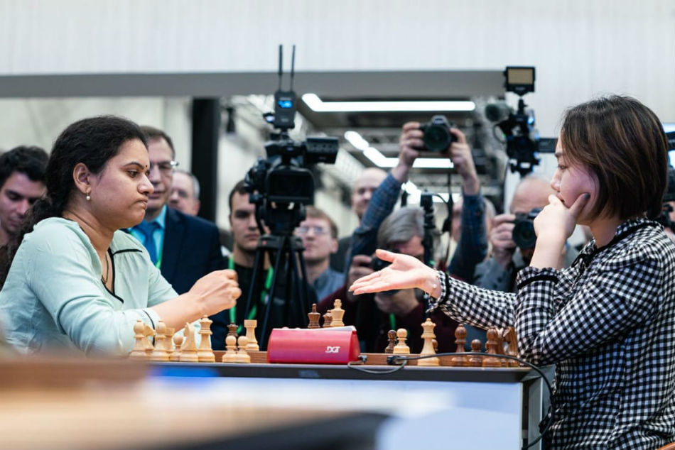 Koneru Humpy crowned women's world rapid chess champion - myKhel