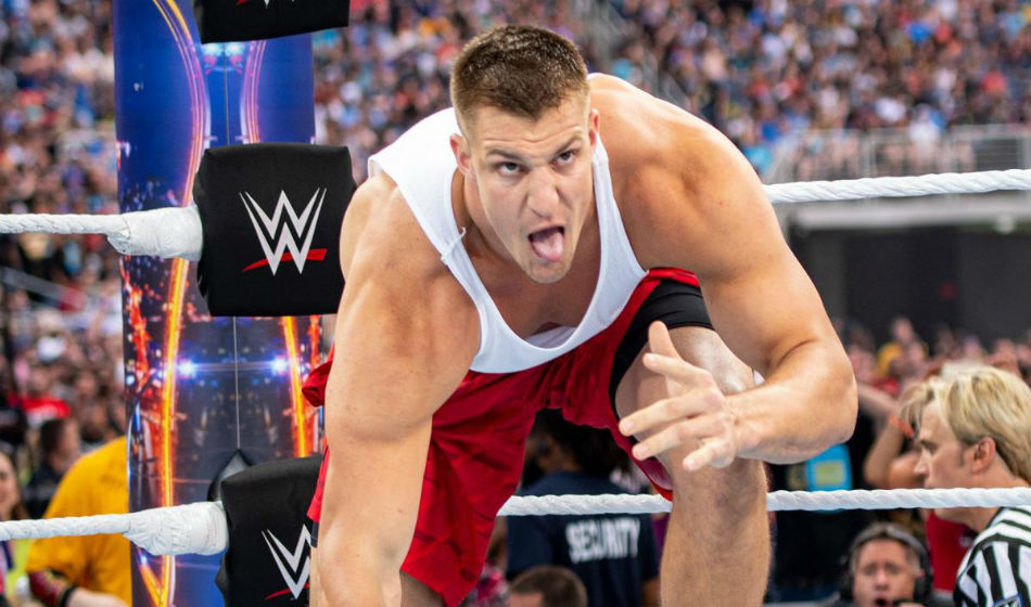 Rob Gronkowski signs with WWE, set for Wrestlemania appearance - myKhel