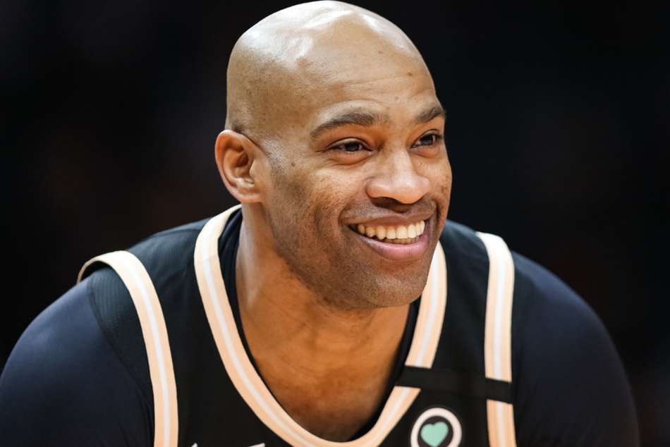 Vince Carter officially announces retirement after 22-year NBA career ...