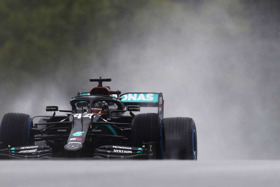 Hamilton supreme in the rain to claim Styrian Grand Prix pole - myKhel
