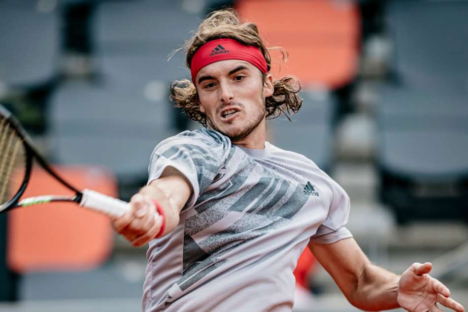 Tsitsipas savours atmosphere in Hamburg win over 'idol' Cuevas - myKhel