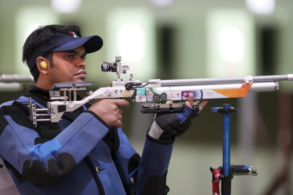 Tokyo 2020: Indian shooting contingent draws blank for second day ...