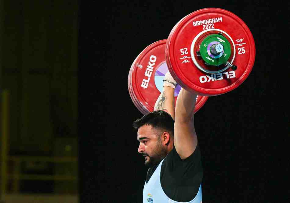 Lovepreet Singh: From tailoring shop to Commonwealth Games ...
