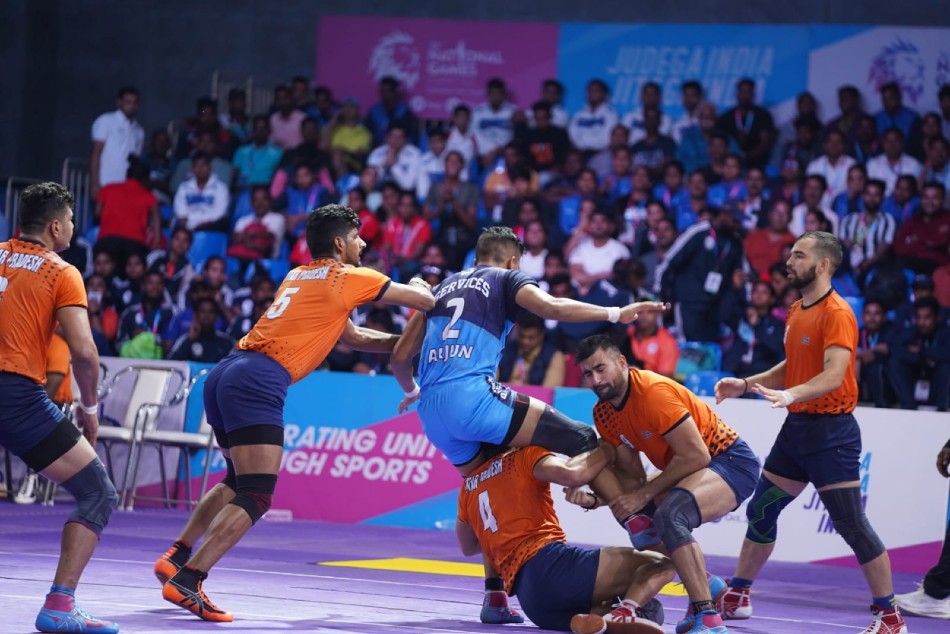 Pro Kabaddi League stars Nitin Tomar and Abhishek Singh guide UP to ...
