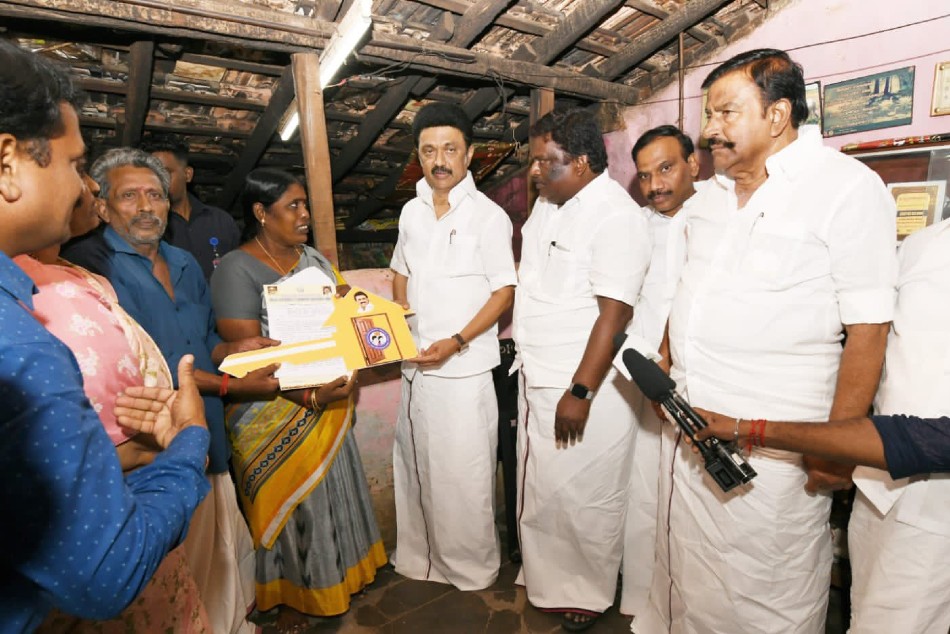 Tamil Nadu CM MK Stalin gifts a house to India hockey player Karthi ...