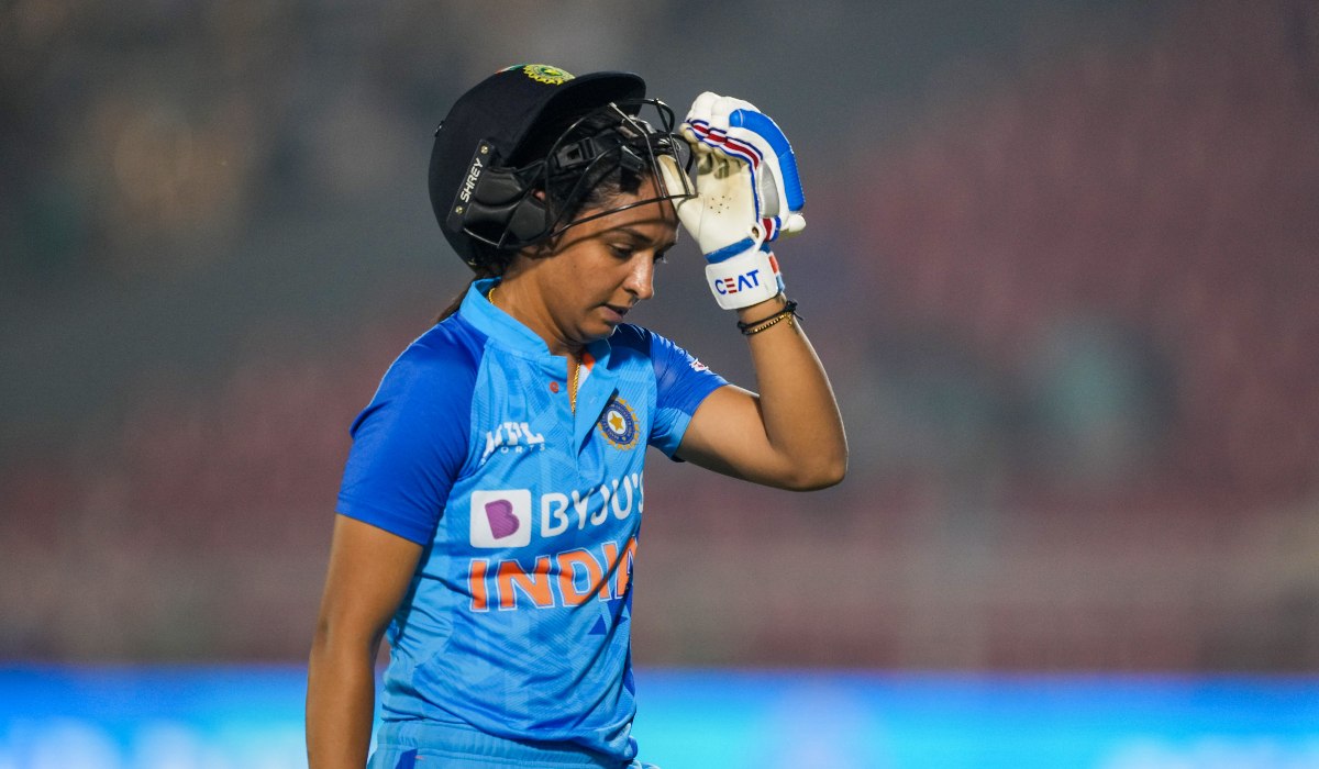 Women's T20 World Cup; Harmanpreet Kaur: The Tragic Hero of India who ...
