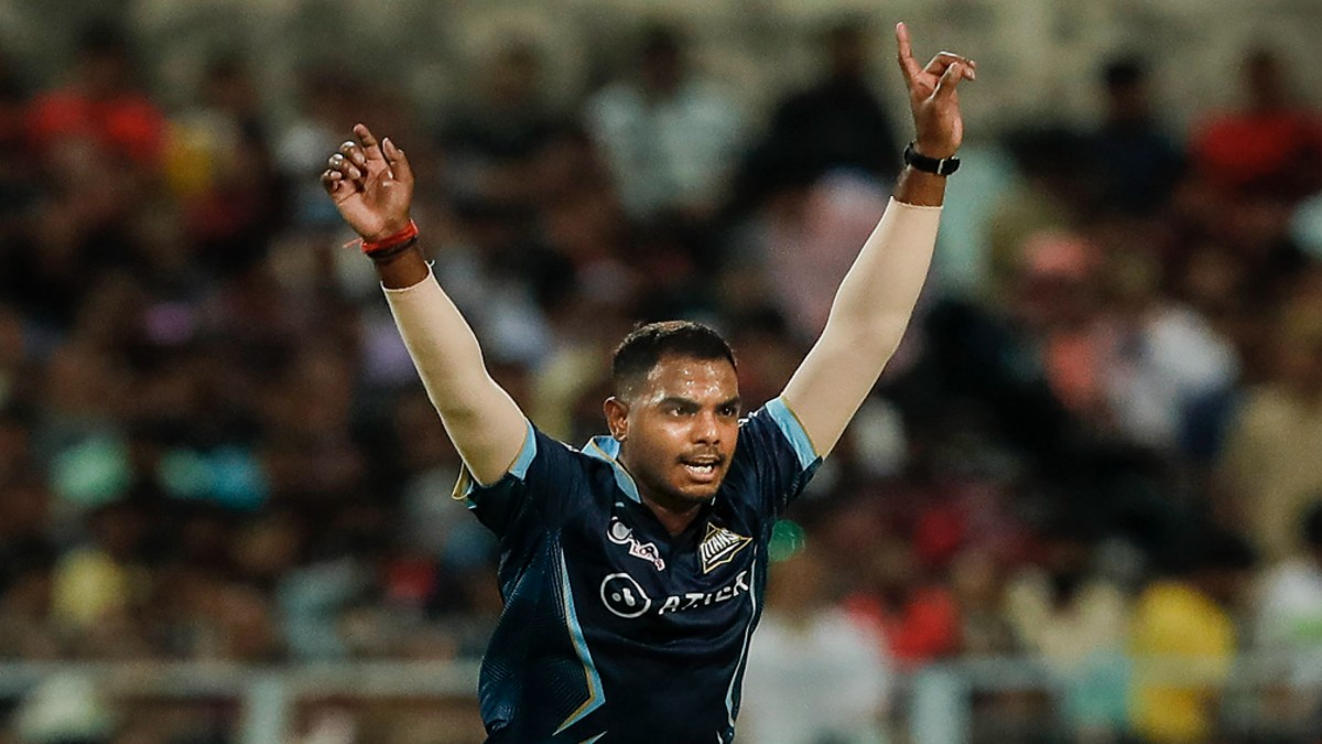 Memes Galore on Social Media after RCB buy Yash Dayal for Rs. 5 crore ...